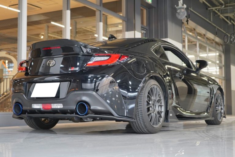 GR86にGROWリアディフューザー | A PIT AUTOBACS