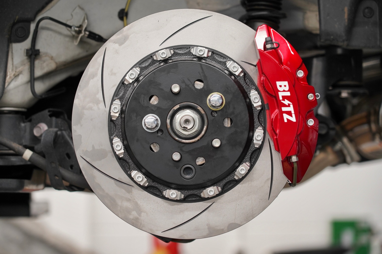 GR86にBLITZ BIG CALIPER KIT II | A PIT AUTOBACS