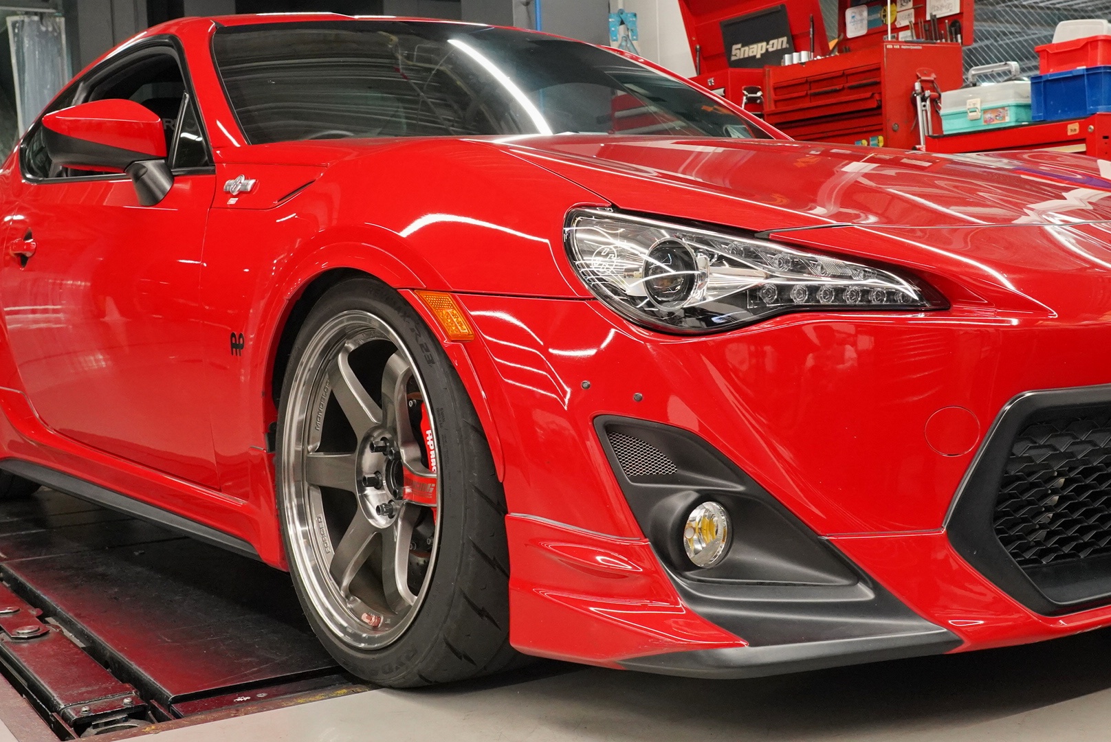 86 ZN6×RECARO RS-G ASM LIMITED Ruby | A PIT AUTOBACS