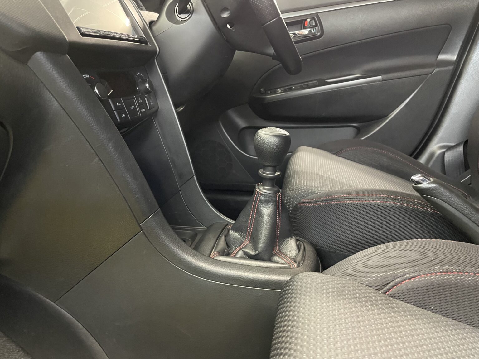 デモカーZC32S R‘sクイックシフト装着 | A PIT AUTOBACS