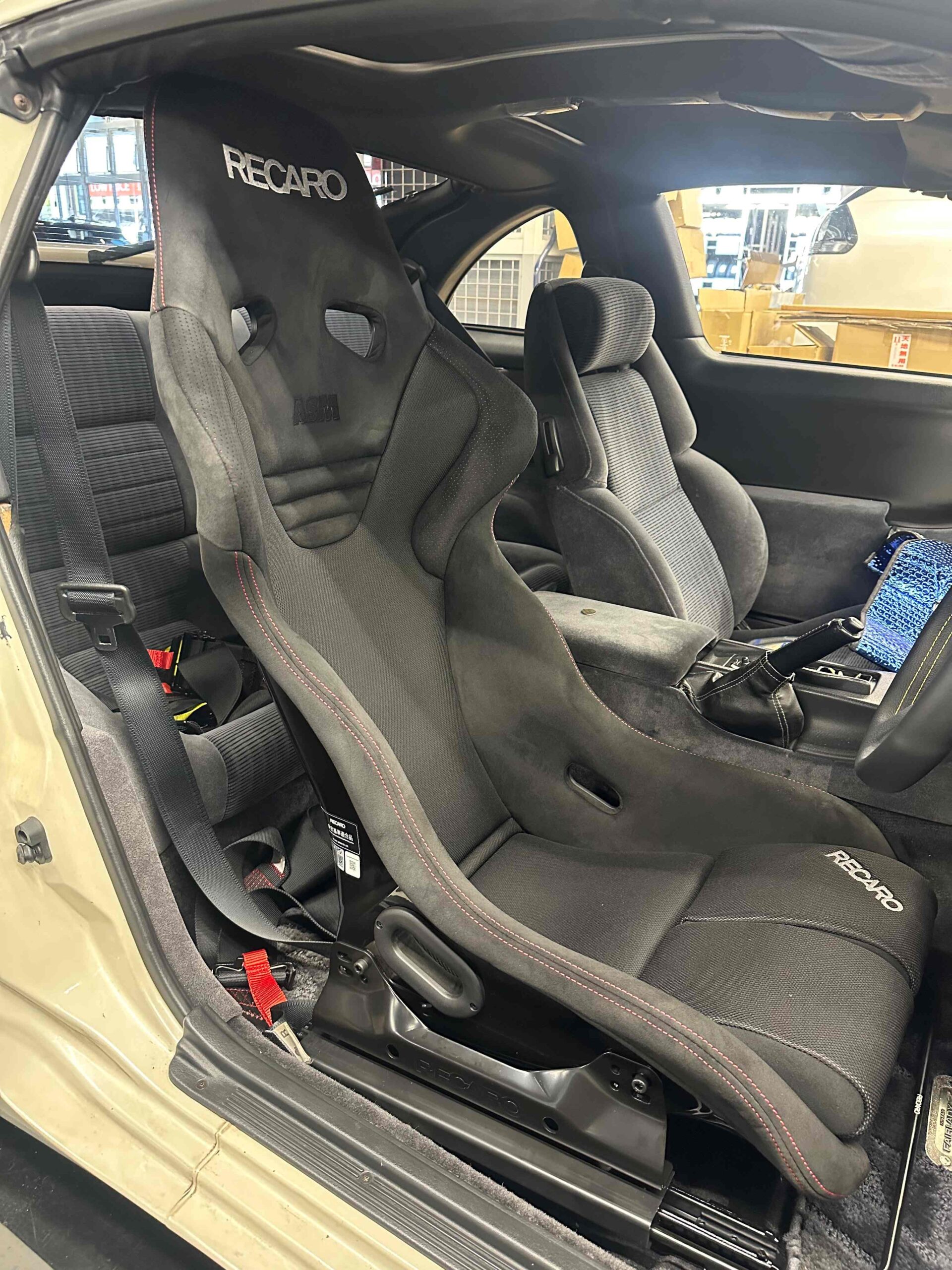 Z32にRECARO RS-G Rudy | A PIT AUTOBACS