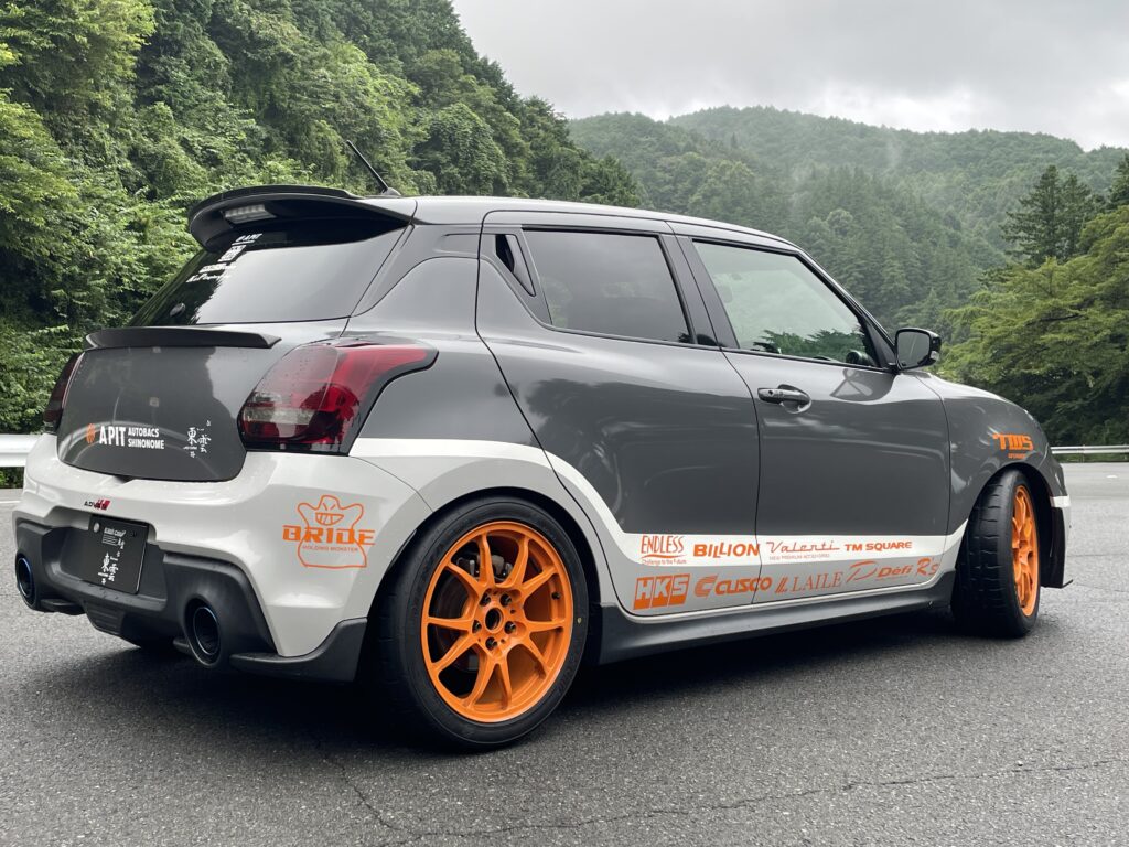 デモカーZC33Sスイフト 箱根ターンパイク | A PIT AUTOBACS