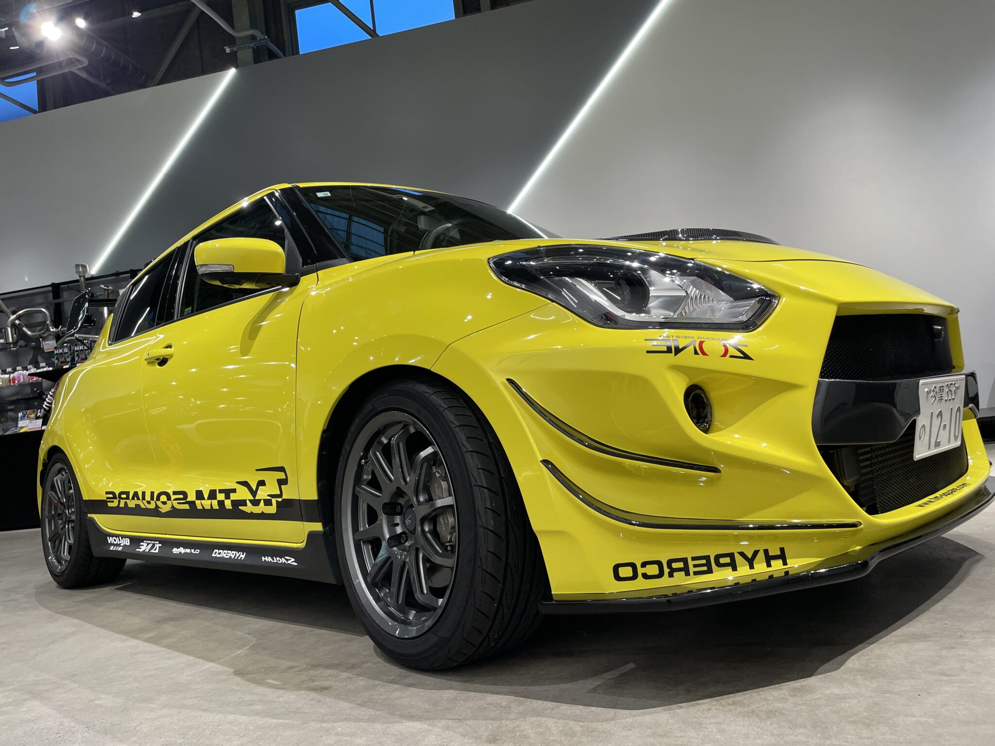 TM-SQUARE ZC33Sスイフトデモカー展示！ | A PIT AUTOBACS