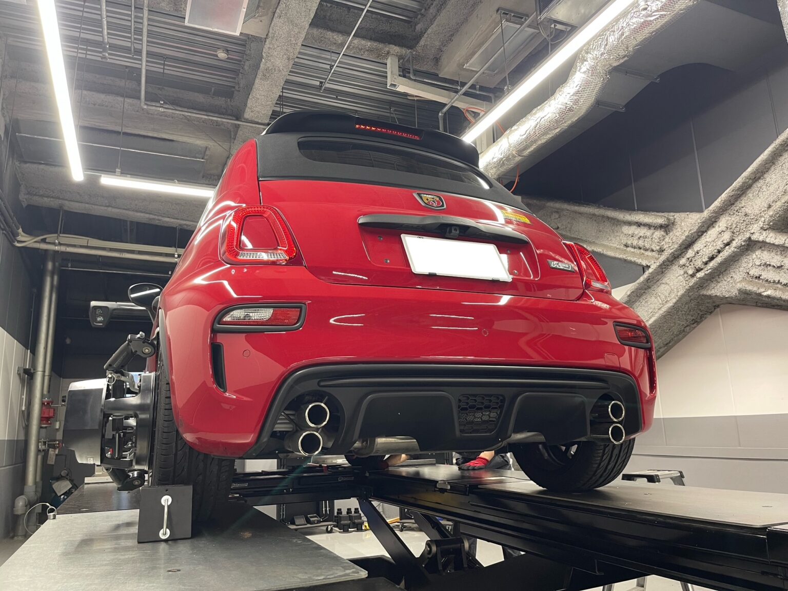 ABARTH F595C × HKS VIITS SUSPENTION R | A PIT AUTOBACS