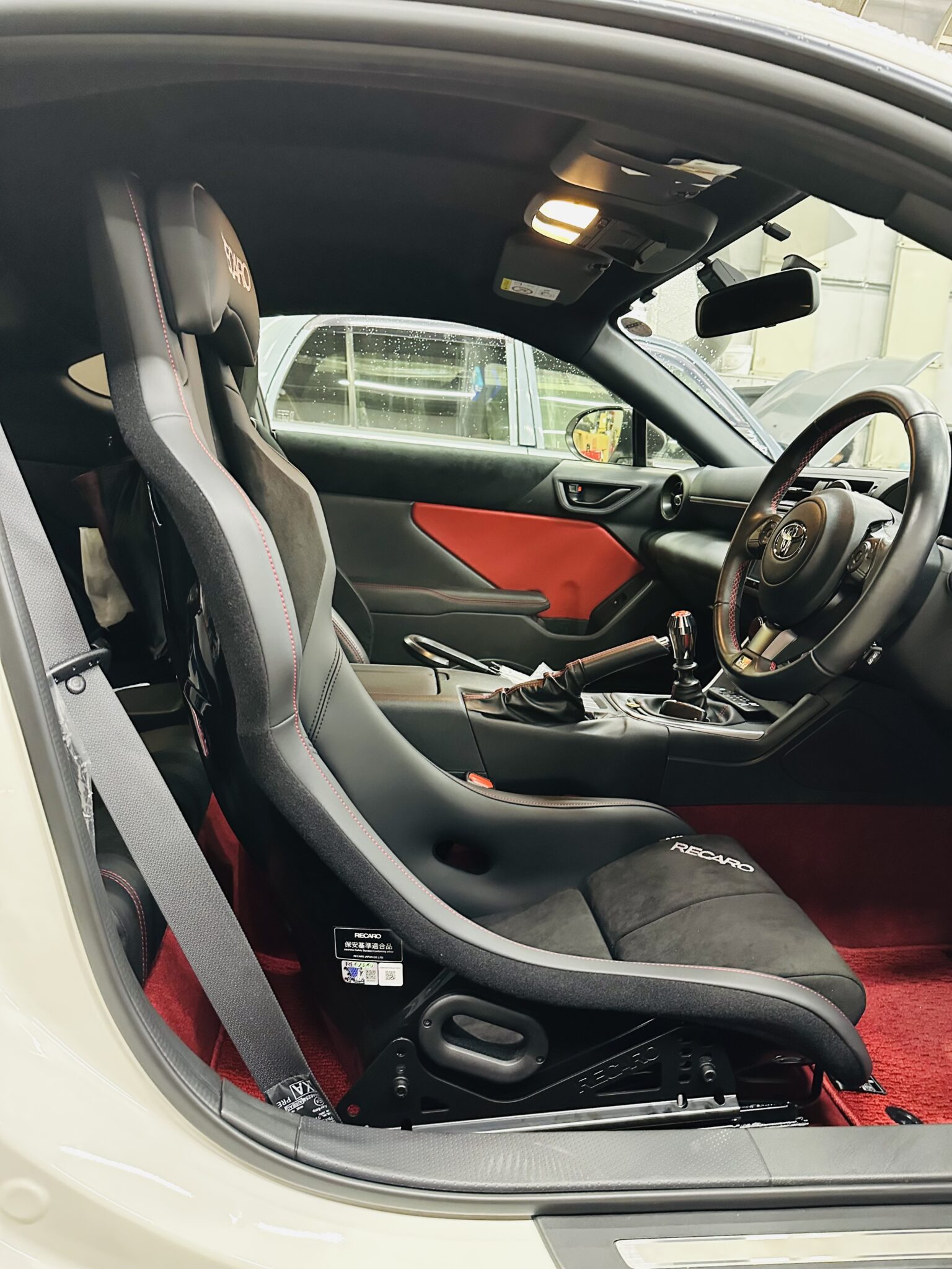 GR86にRECARO RSS ASM LTD取り付け | A PIT AUTOBACS