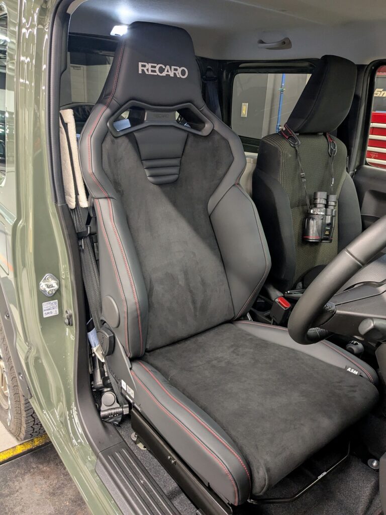 JB64 ジムニー×フェンダーガーニッシュ/柿本マフラー/RECARO | A PIT AUTOBACS